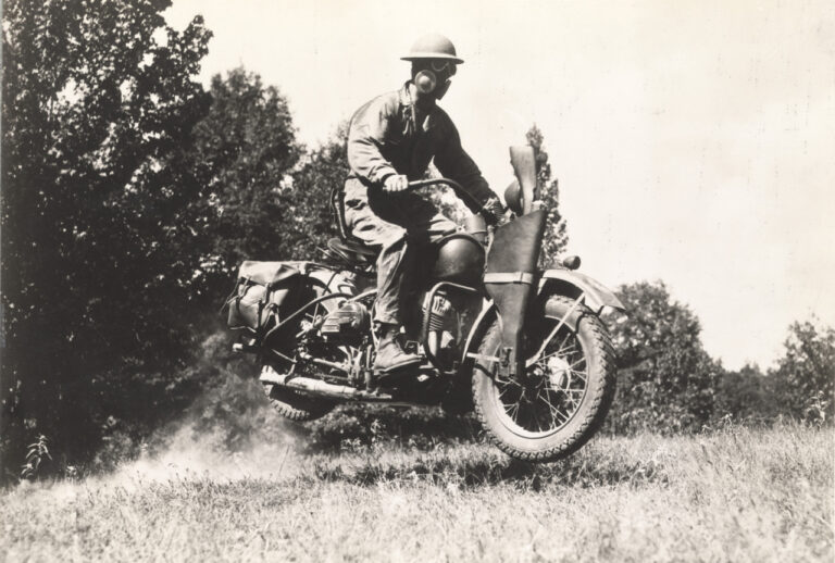 Airborne Harley-Davidson WLA Motorcycle - (SILODROME)