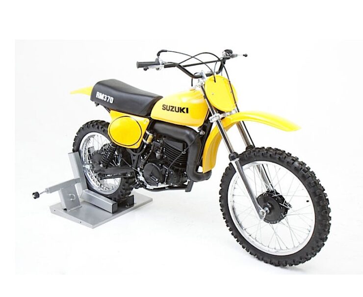 1977 Suzuki RM370 - Silodrome