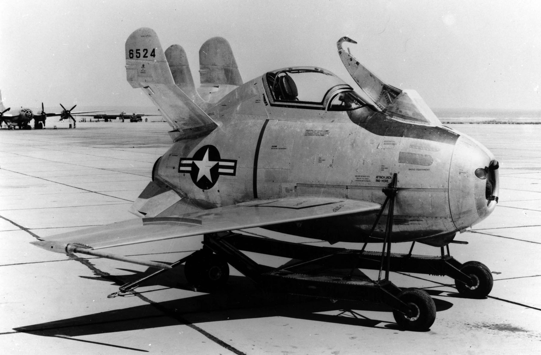 McDonnell XF 85 Goblin Silodrome