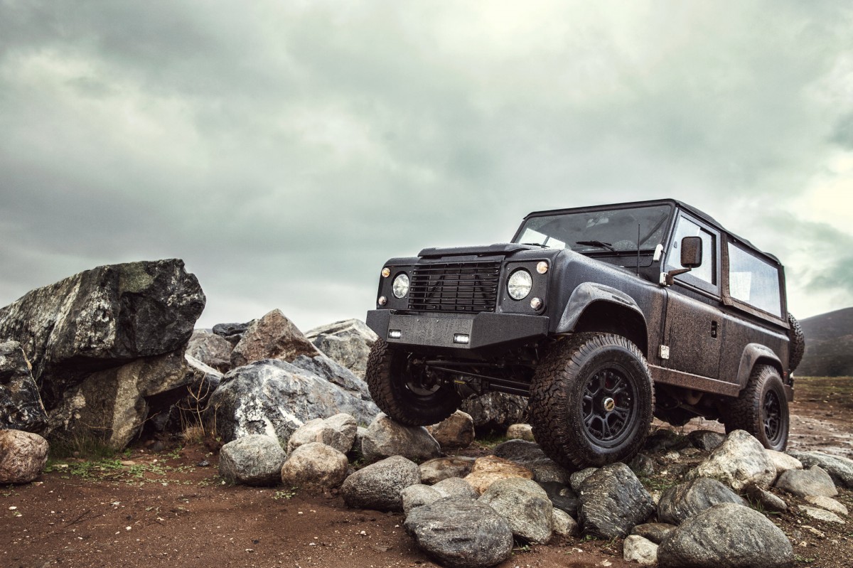 ICON Land Rover Defender D90 LS3 V8