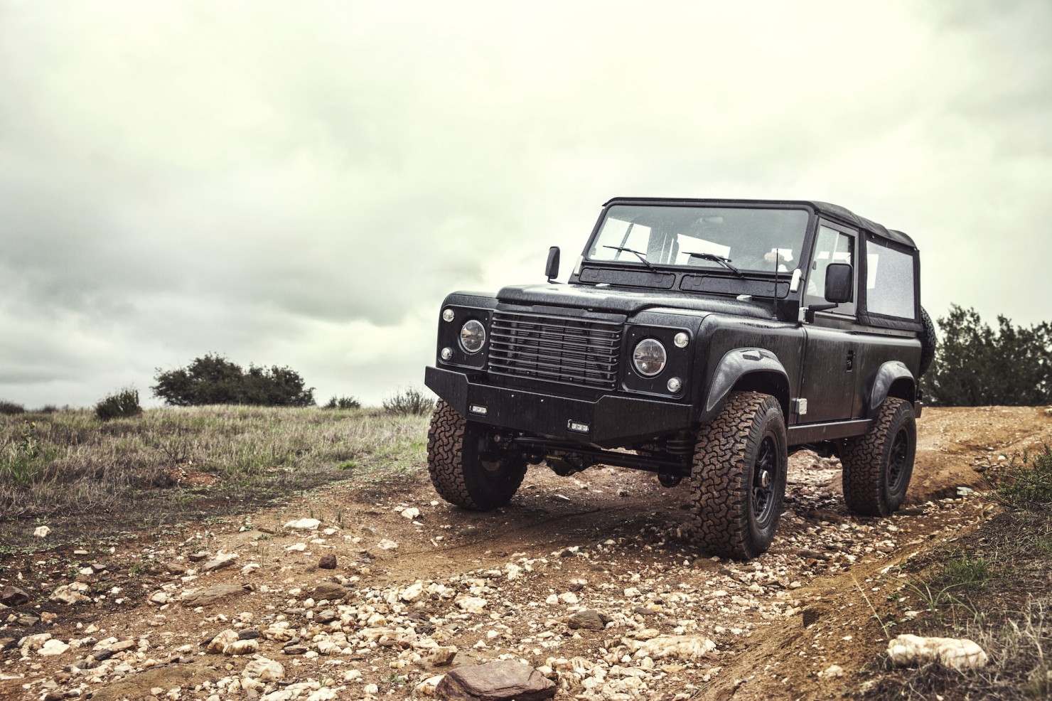 ICON Land Rover Defender D90 LS3 V8