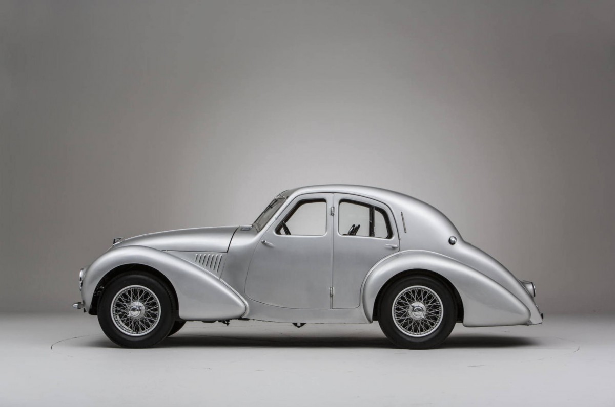 Aston Martin Atom Factory Prototype