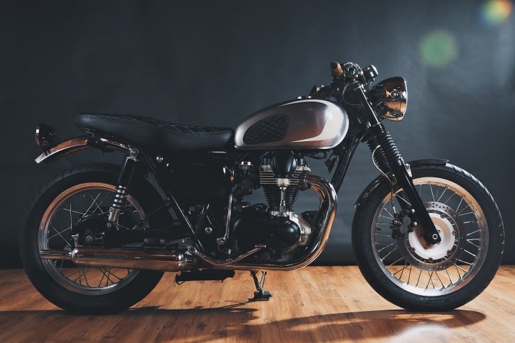 A Custom Kawasaki W650 by Motovida