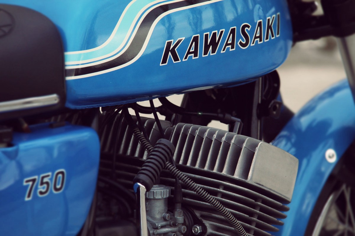 Kawasaki H2 750 Mach IV