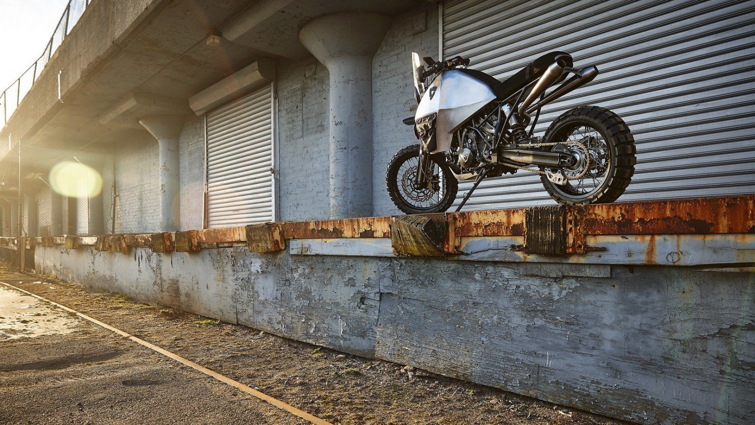 Two-Wheel Drive KTM 950 by REV'IT!