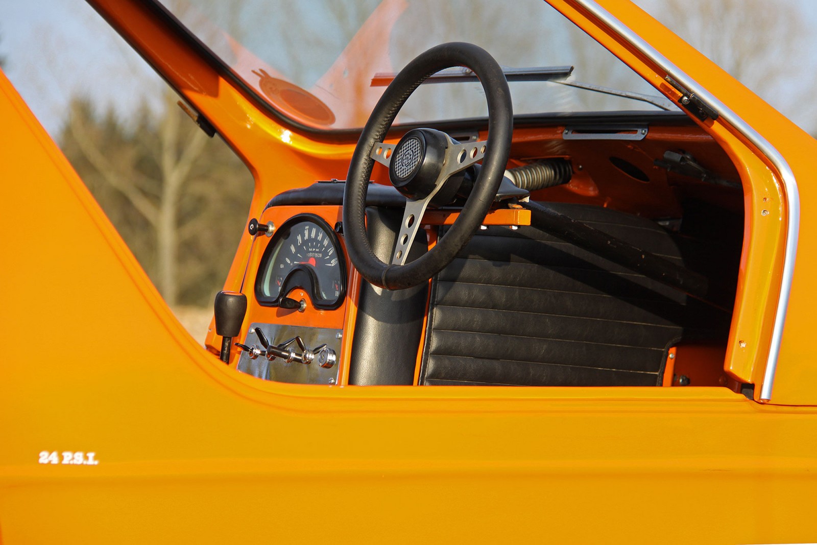 The Bond Bug – An Unusual British Microcar With Three-Wheels