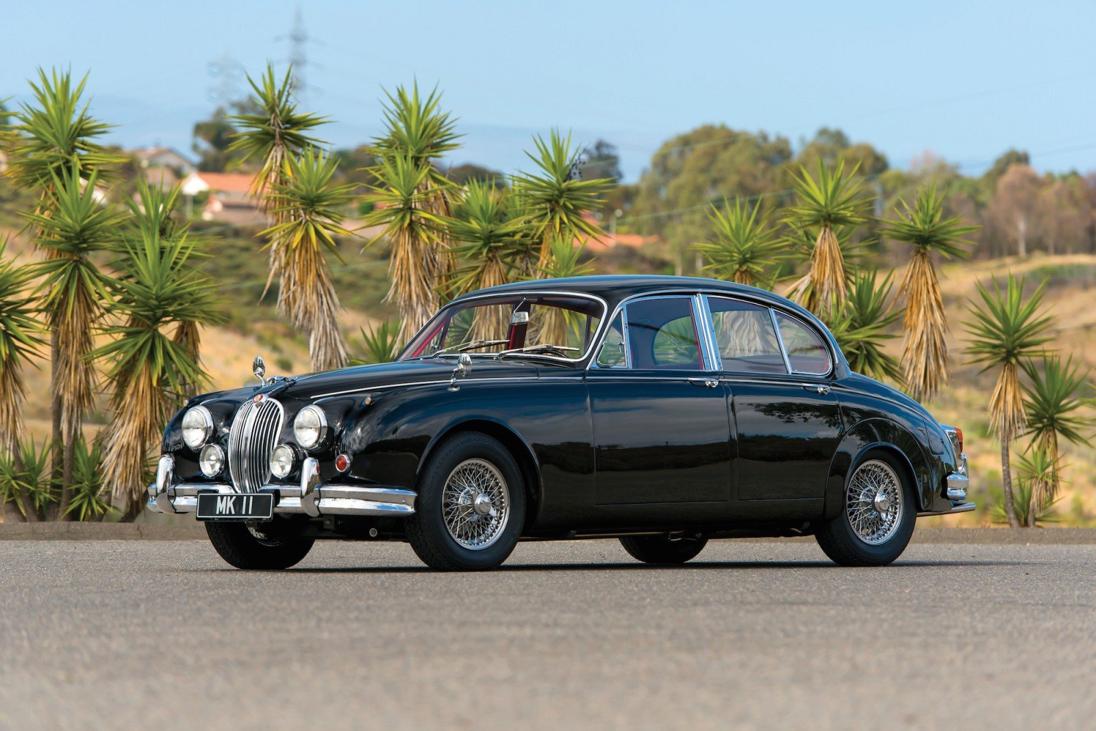 Jaguar Mark II - The Original Gentleman's Getaway Car