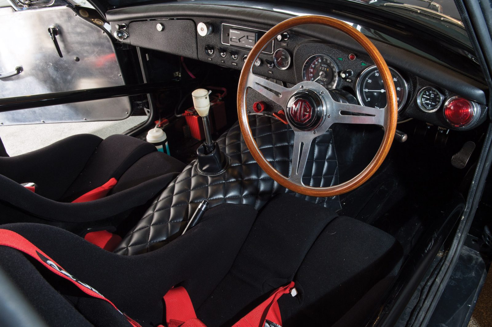MGC GTS Sebring