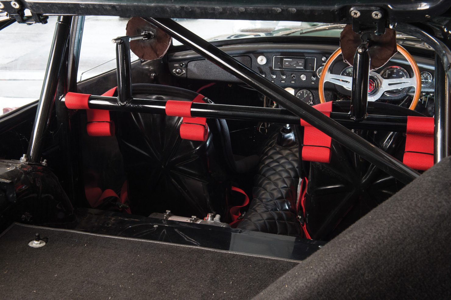MGC GTS Sebring