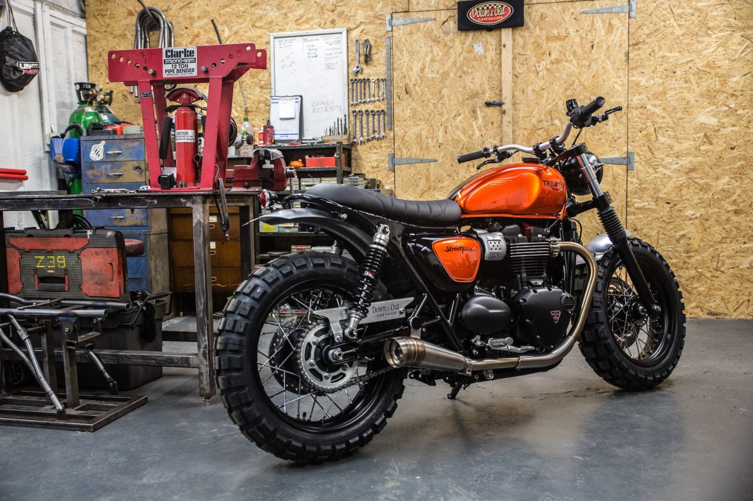 Triumph Street Twin Custom