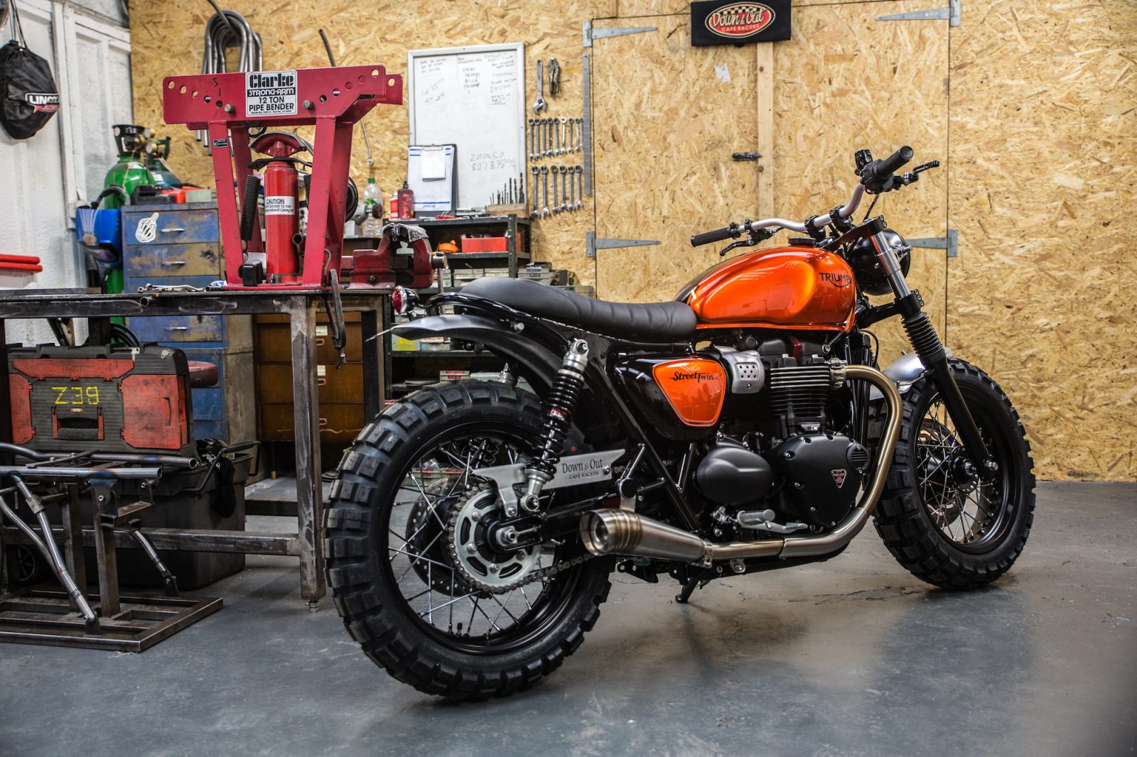 Triumph Street Twin Custom