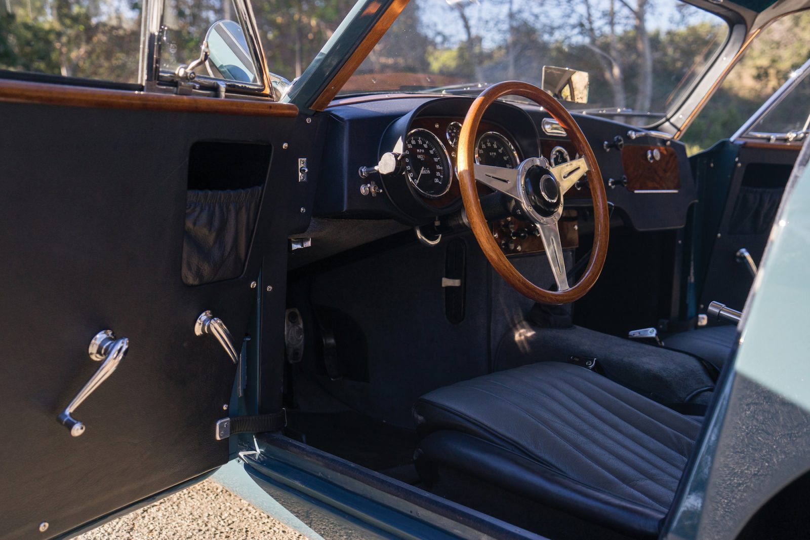 AC Aceca-Bristol Coupe