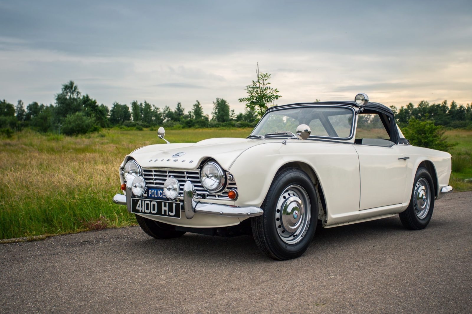 ‘High Speed Pursuit’ 1962 Triumph TR4 Police Car
