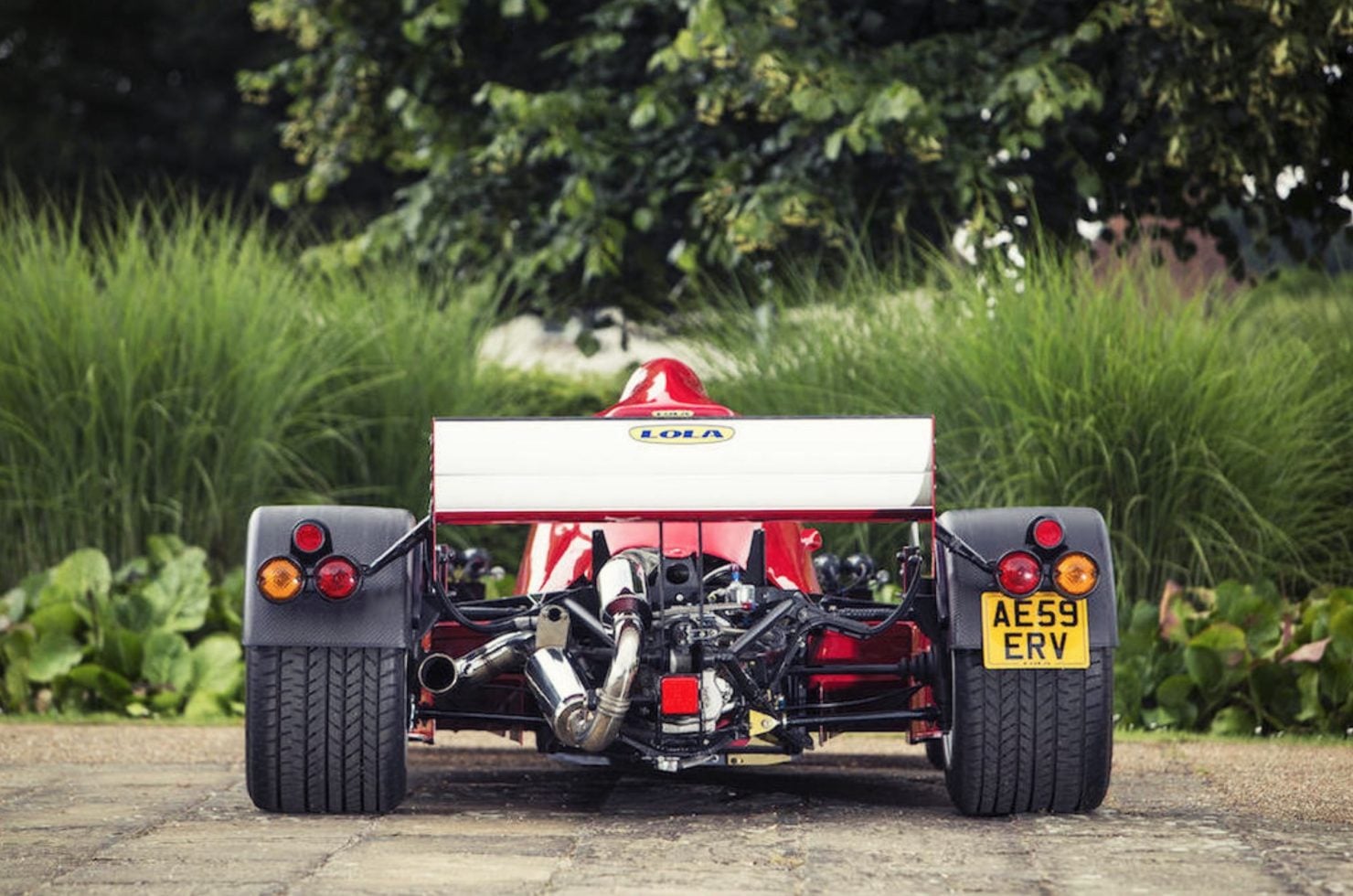 Lola F1R - Road-Legal Formula 1 Car