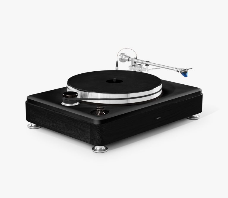 The Shinola Runwell Turntable