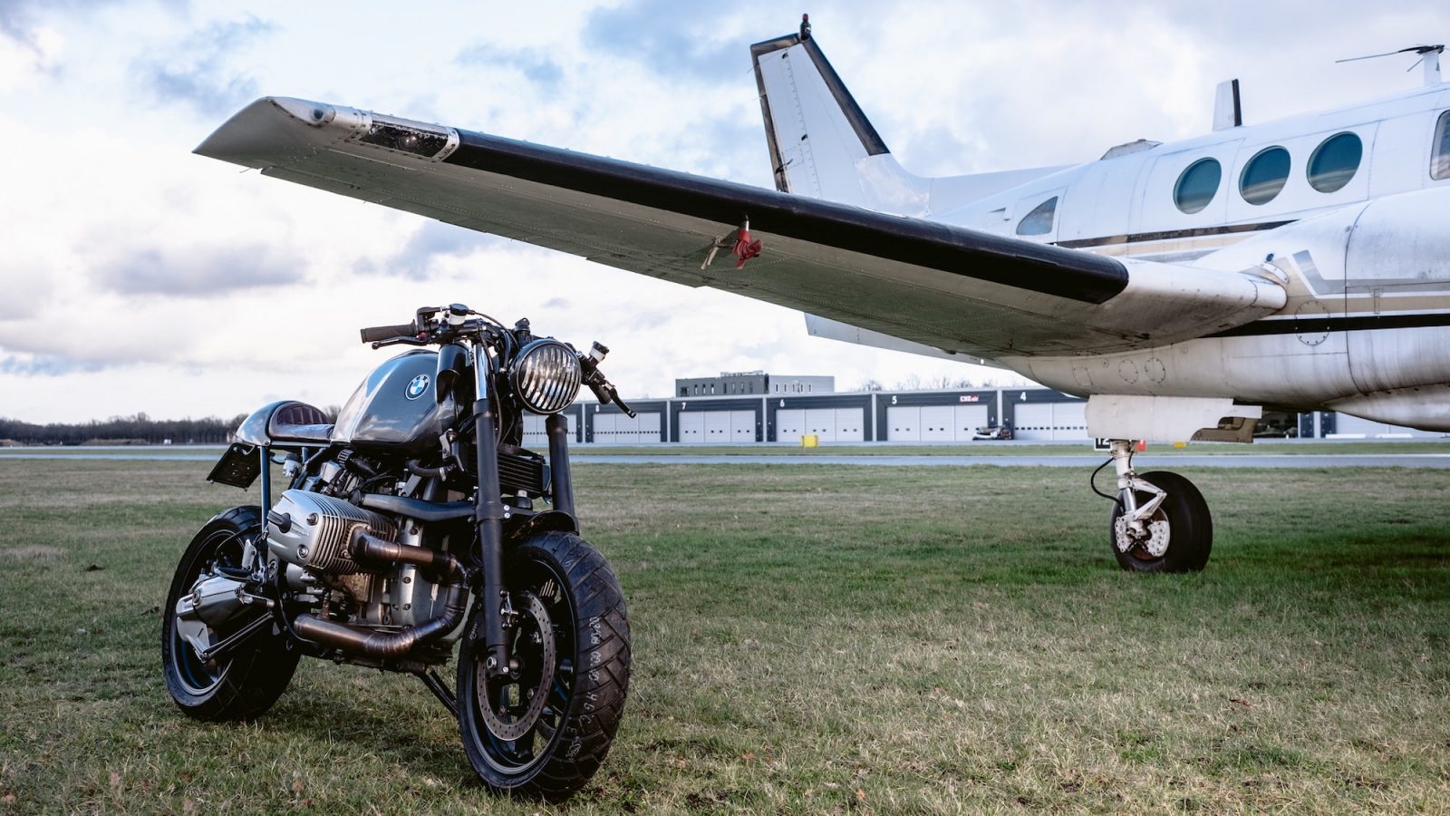 Moto Adonis BMW R1100S