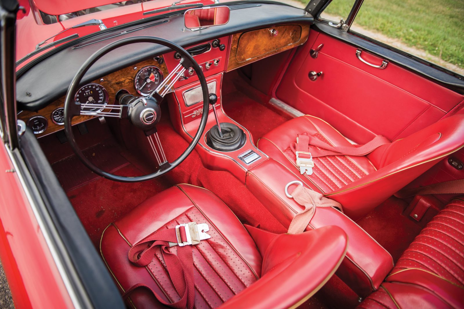 The Essential Buying Guide - Austin-Healey 3000