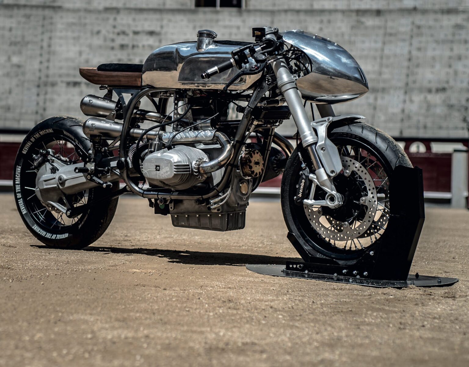 Revival of the Machine BMW R100RS