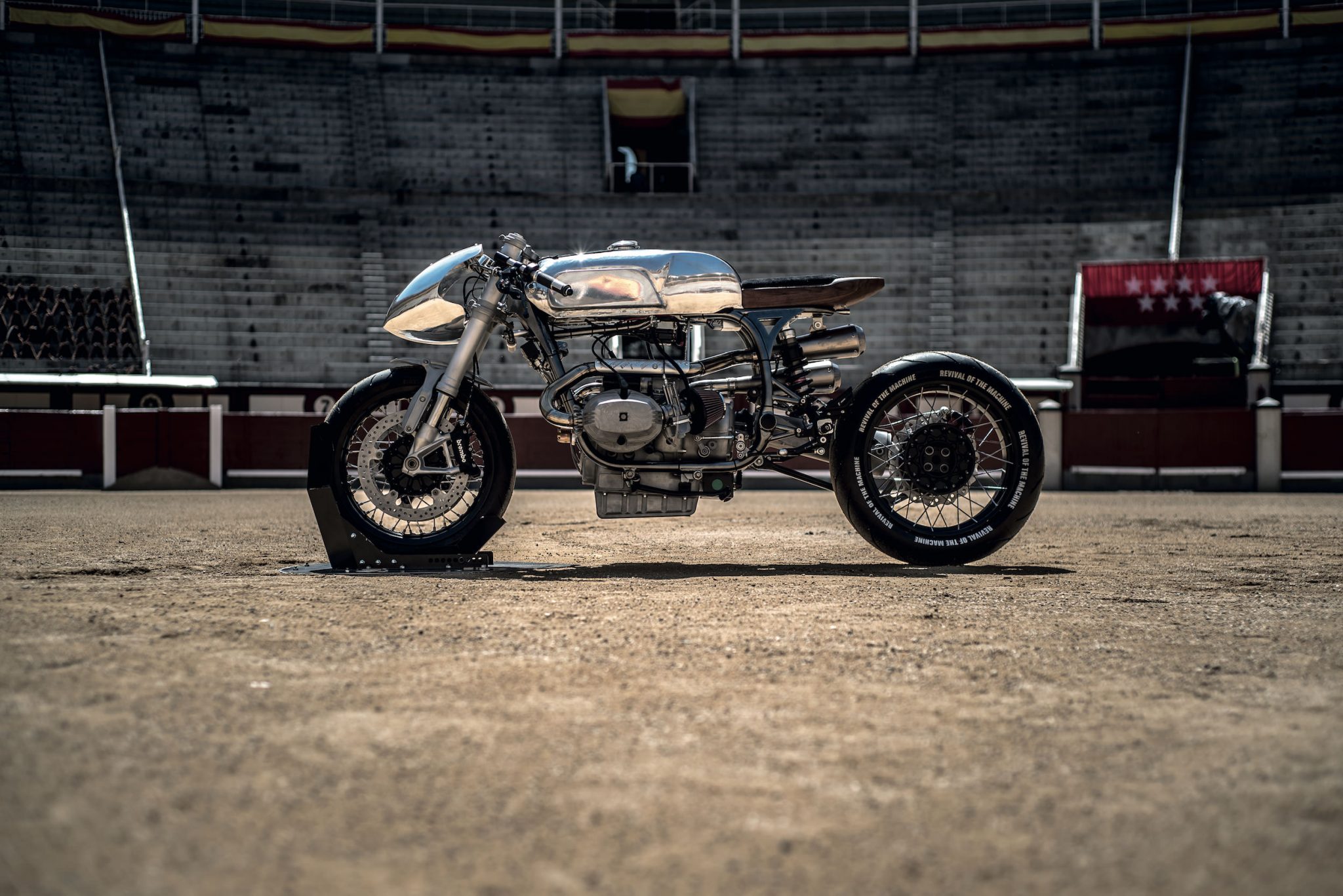 Revival of the Machine BMW R100RS