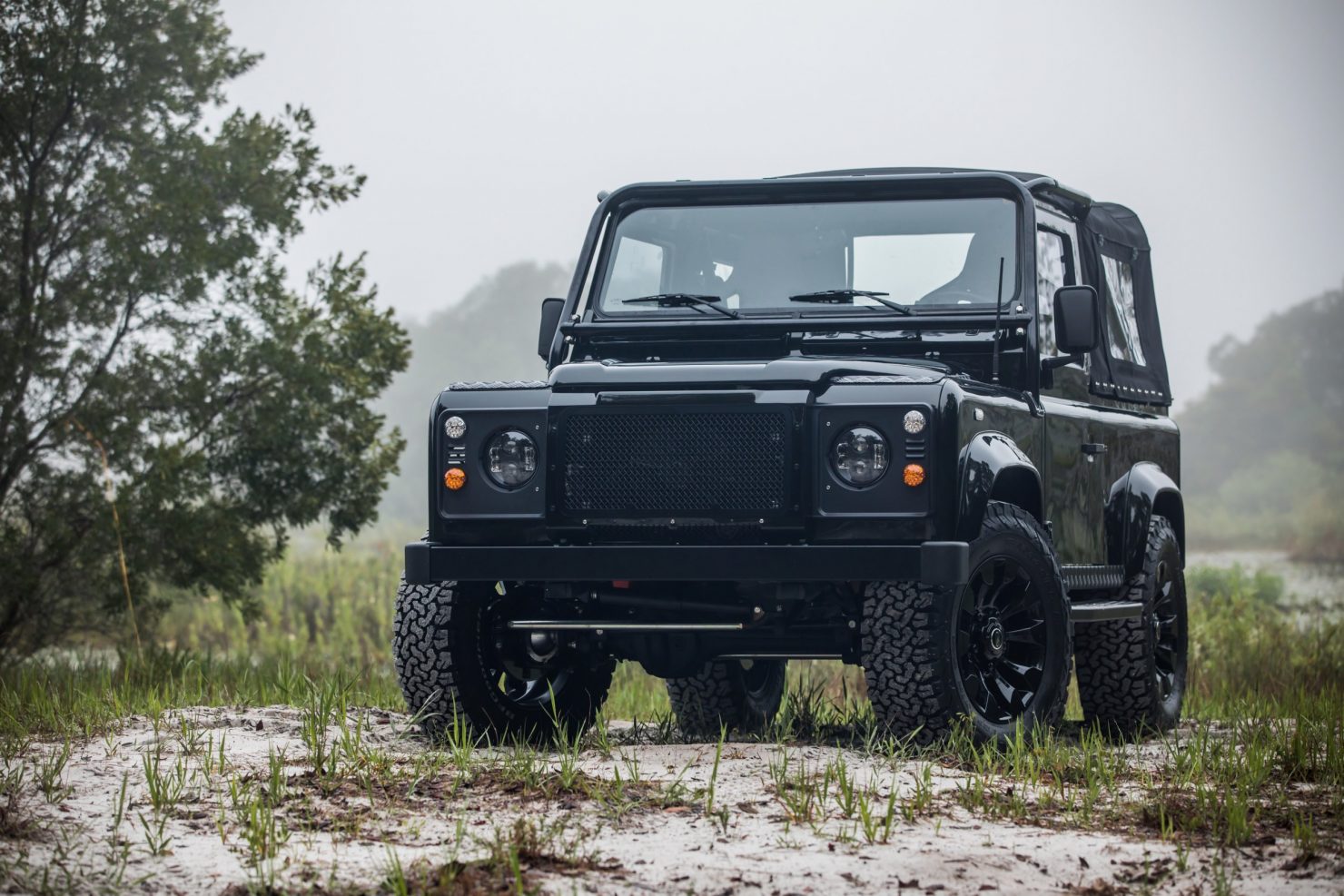Corvette-Engined Land Rover Defender 90