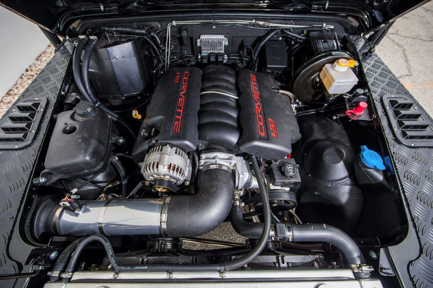 Corvette-Engined Land Rover Defender 90