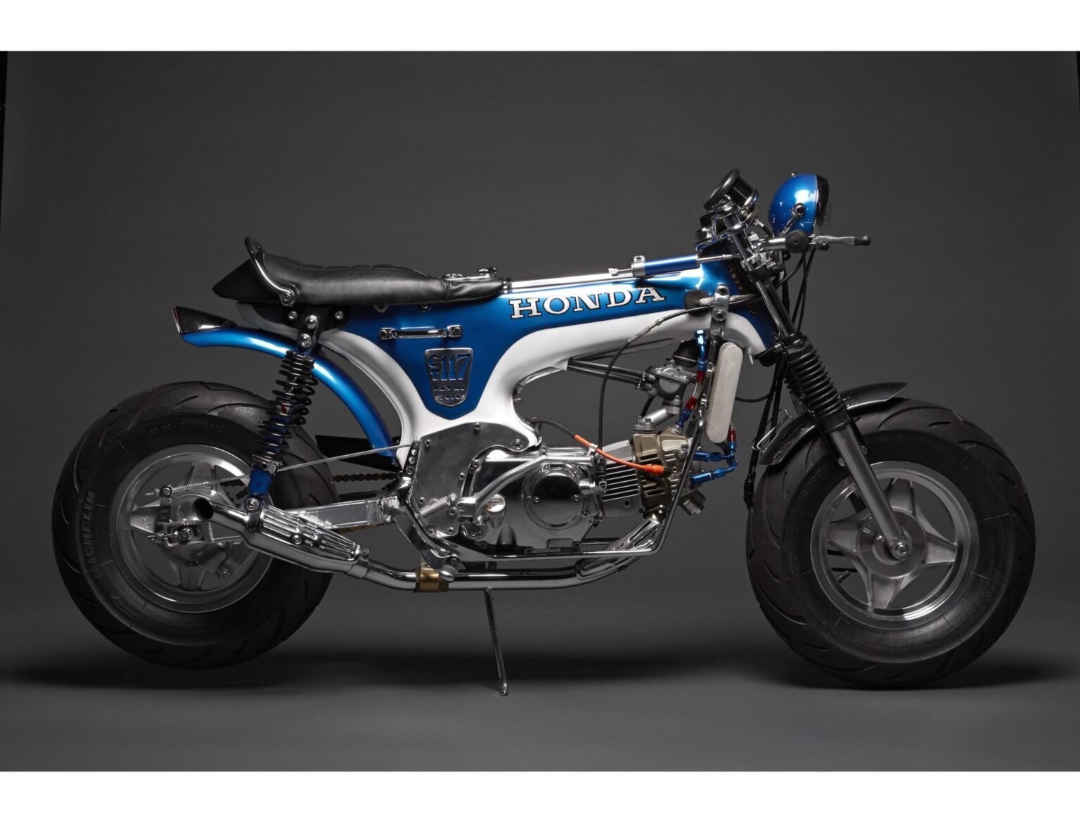 DavmoMoto Honda CT117