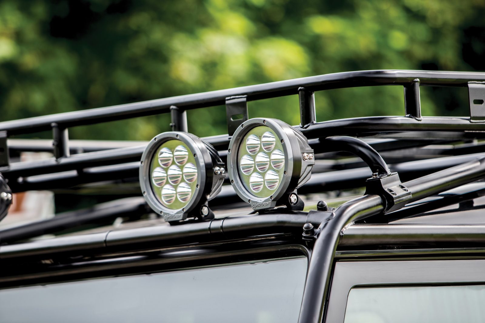 Ex-James Bond Spectre - Land Rover Defender SVX