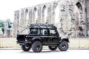 Ex-James Bond Spectre - Land Rover Defender SVX
