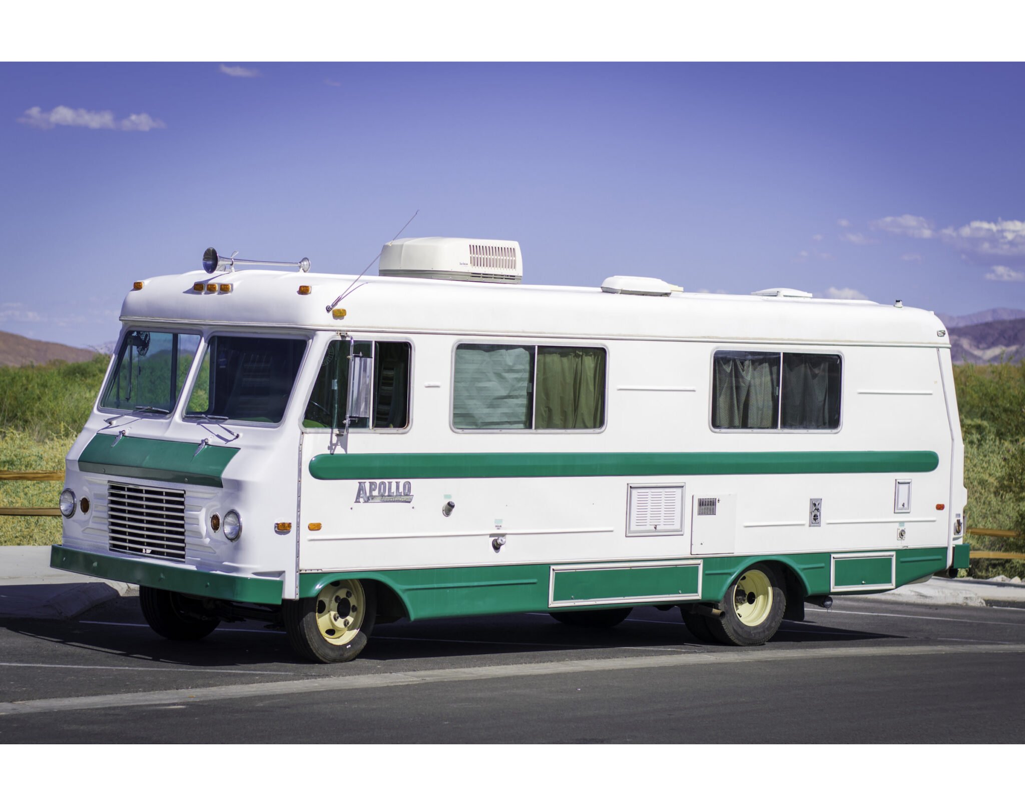 Retro Camper: 1973 Apollo Neptune Motorhome