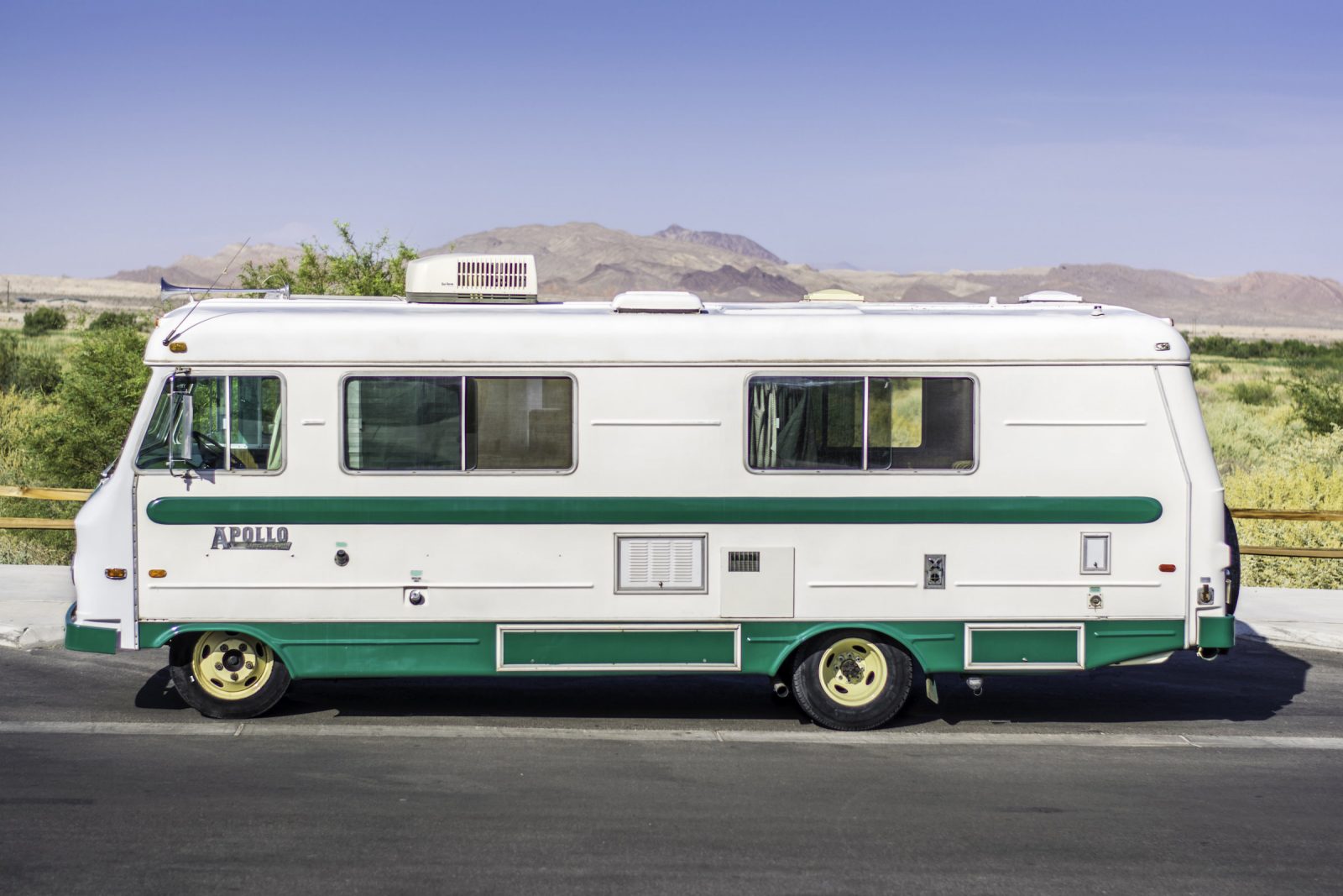 Retro Camper: 1973 Apollo Neptune Motorhome