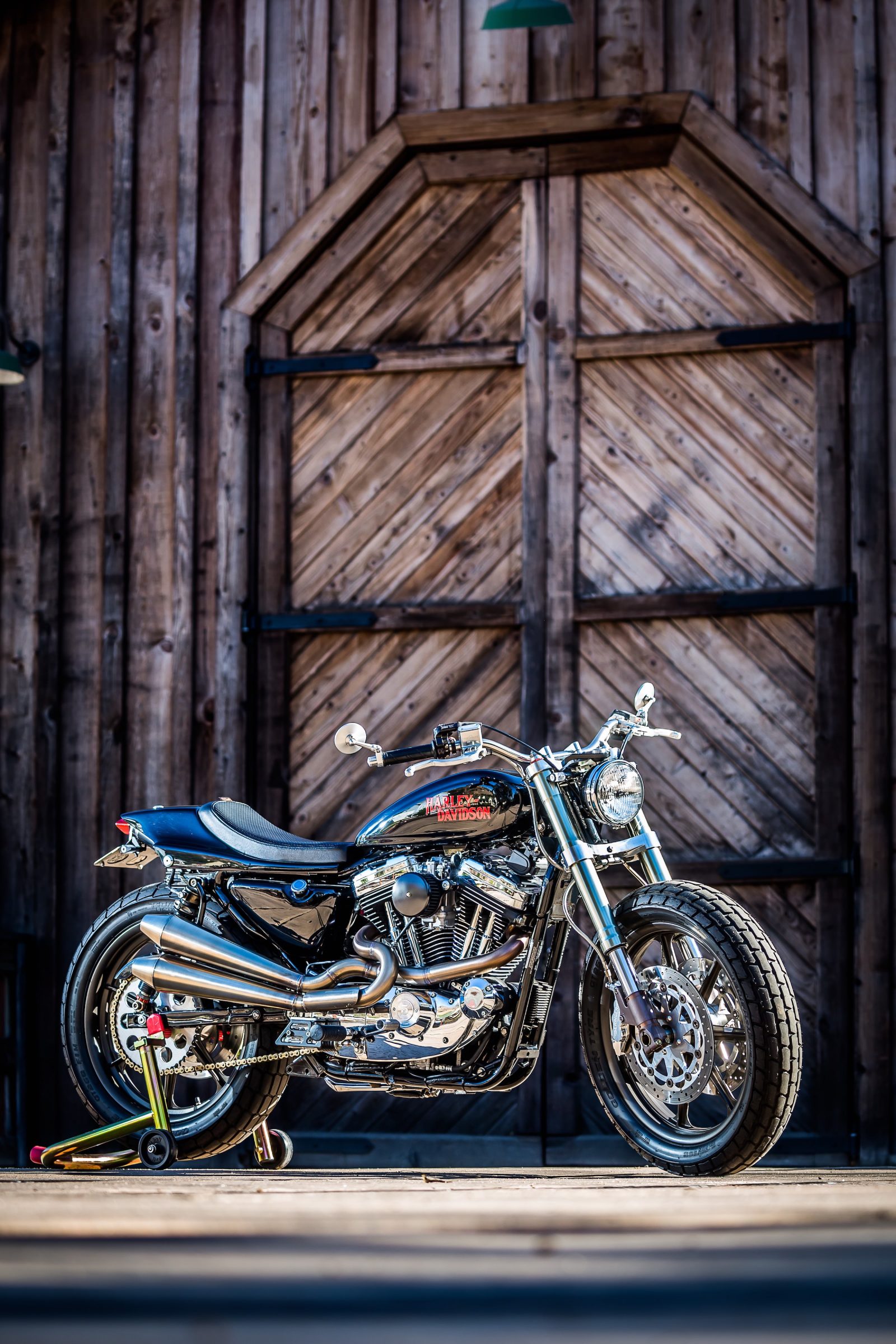 Mule Motorcycles - The Midnight Express Harley Tracker