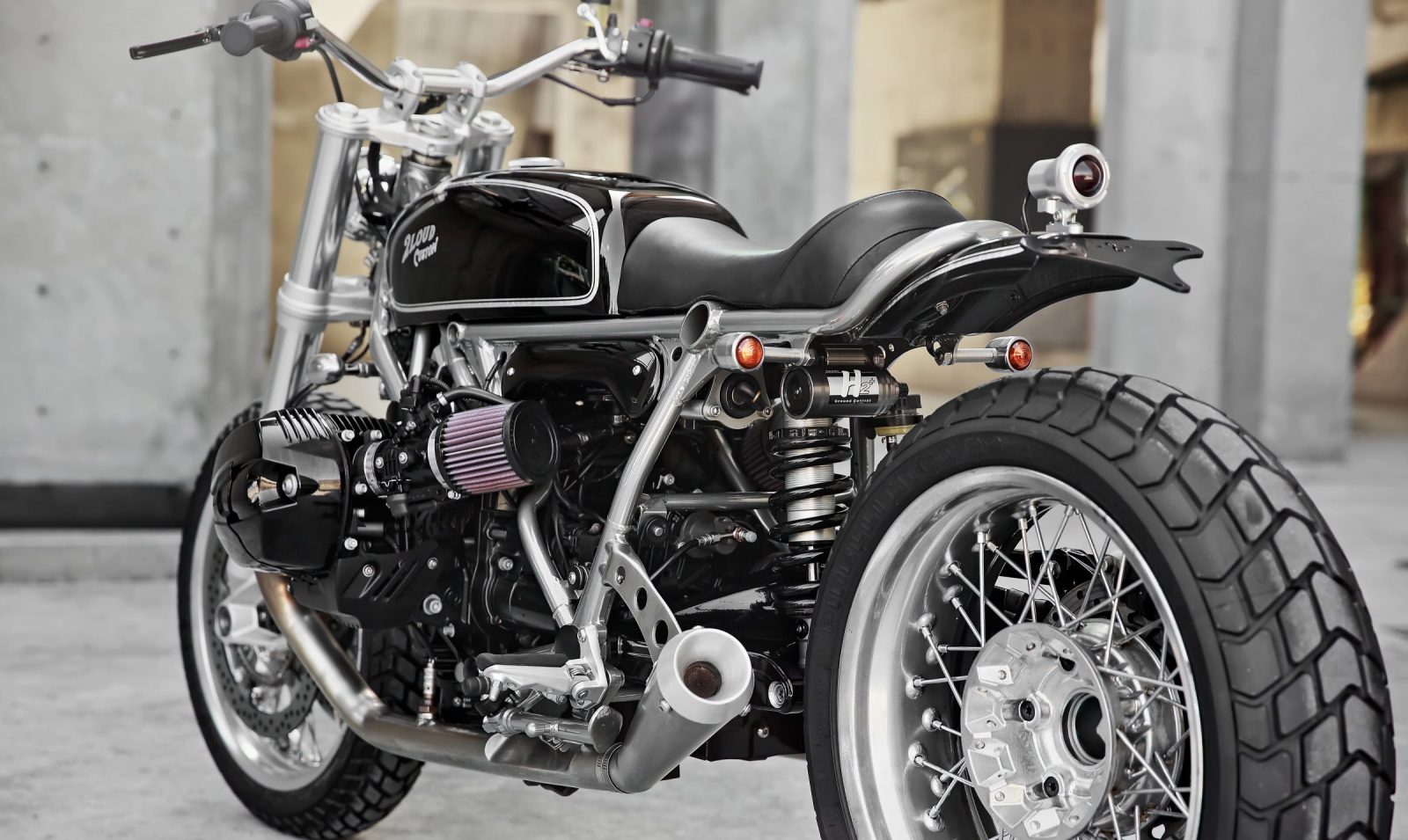 2Loud BMW R nineT Scrambler