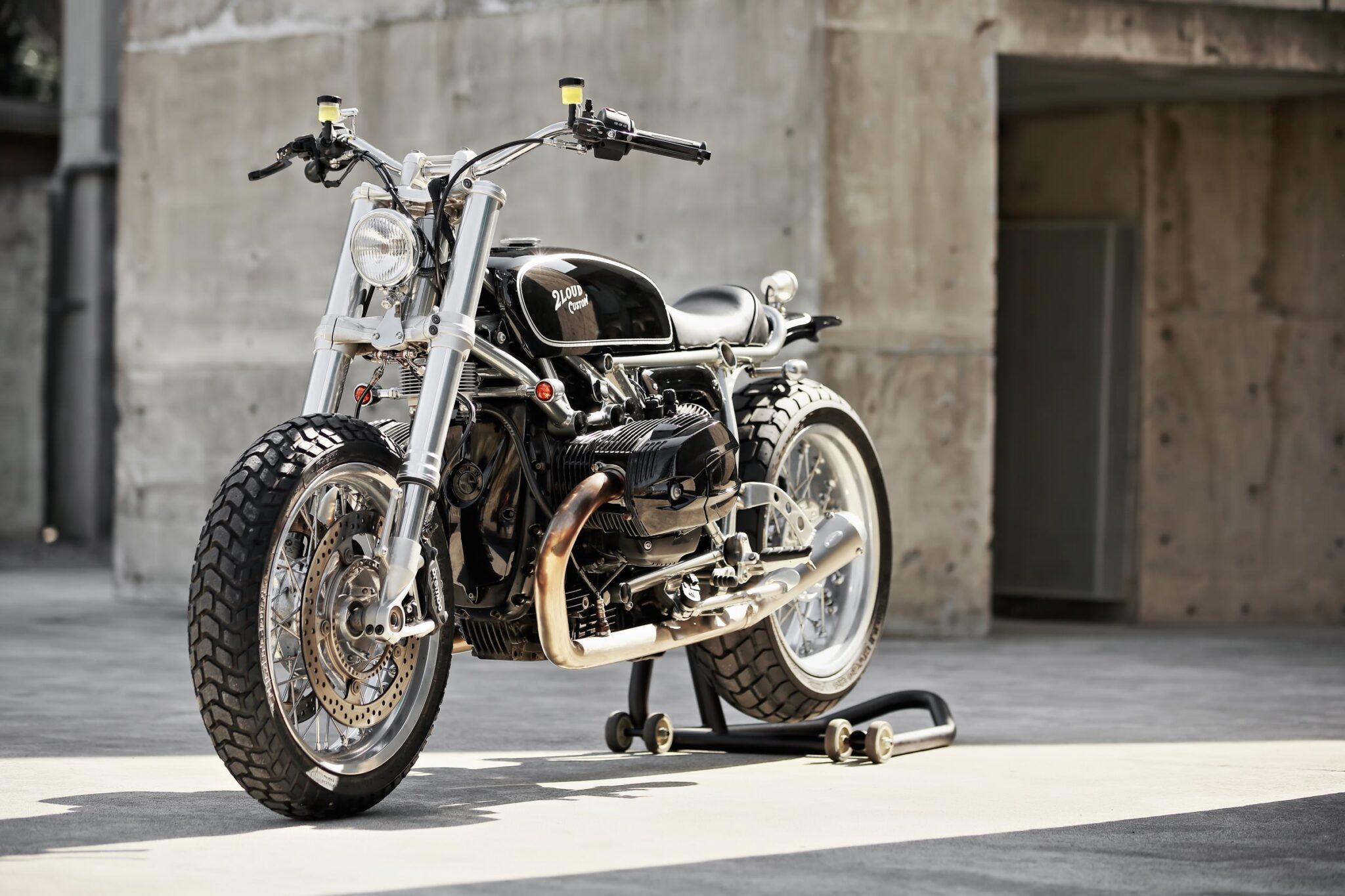 2Loud BMW R nineT Scrambler