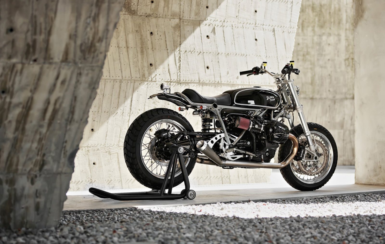 2Loud BMW R nineT Scrambler