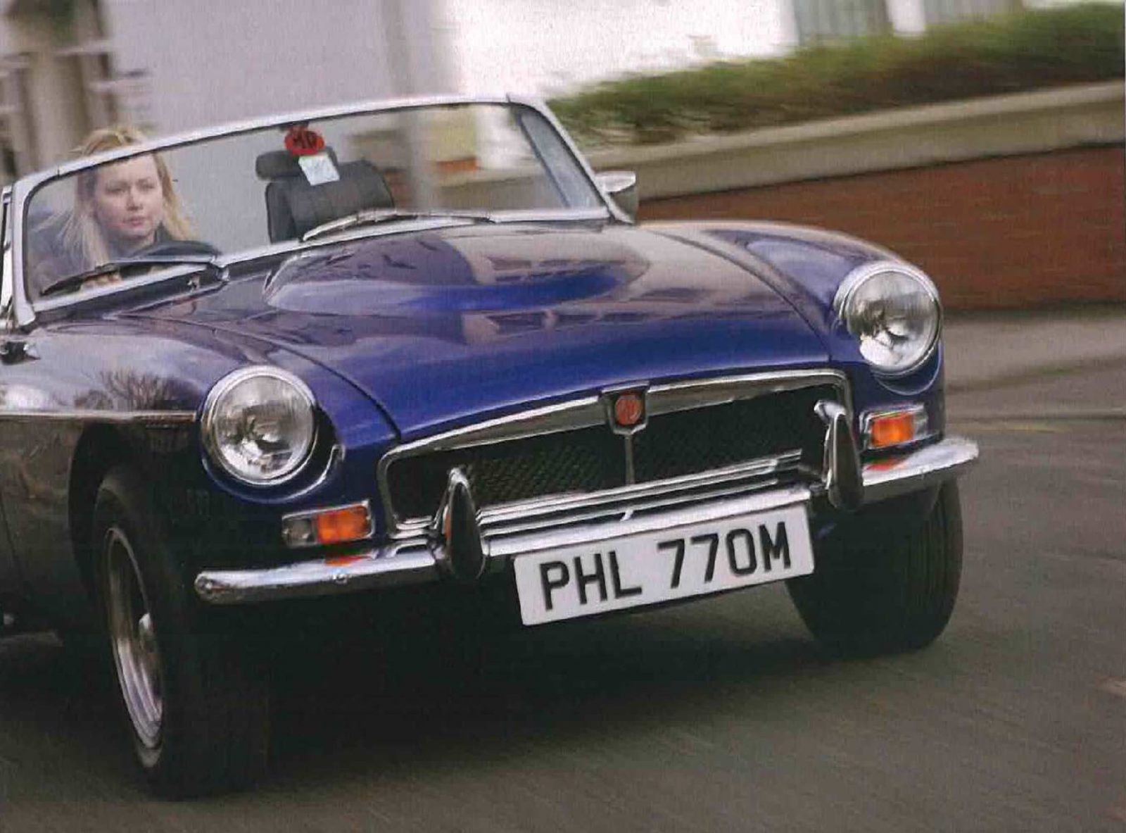 MGB V8 GT and Roadster - The Essential Buying Guide