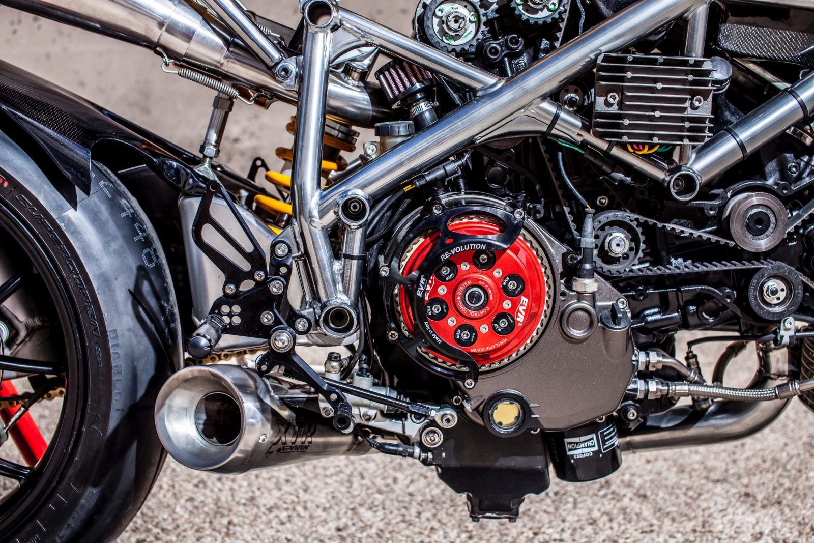 Ducati 848 Custom Street Fighter by XTR Pepo - Doud Maquina