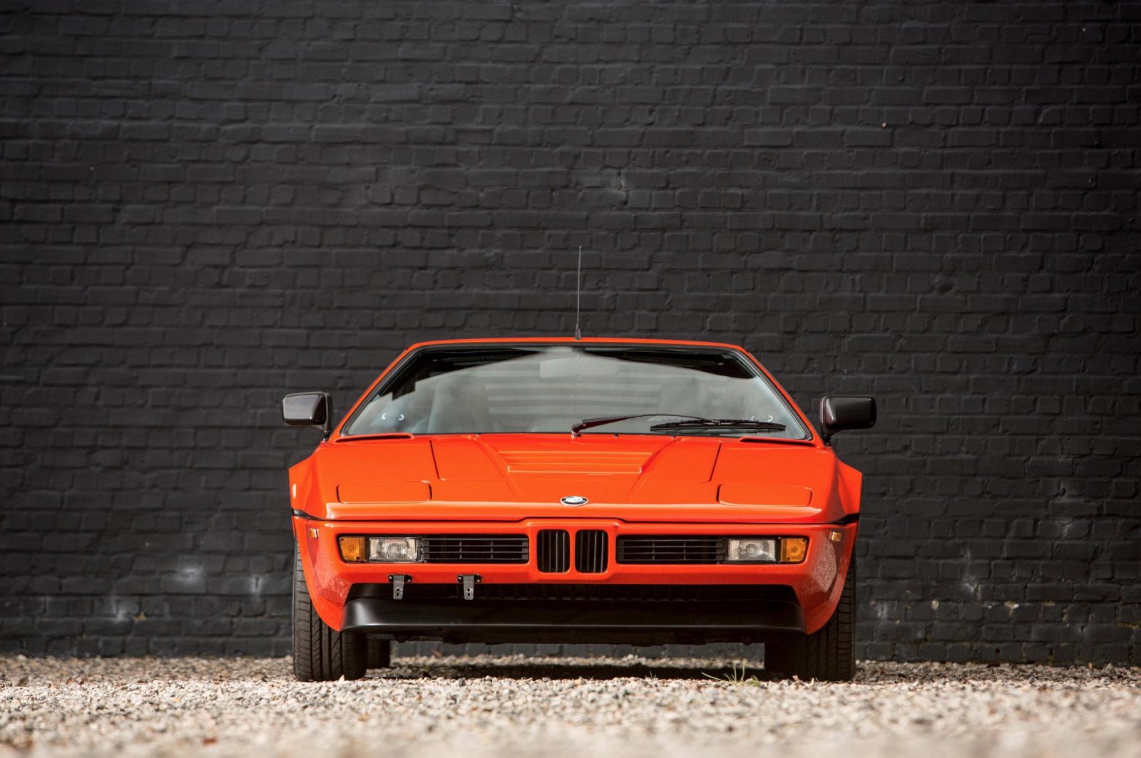 The First Mid-Engined BMW Supercar - The BMW M1