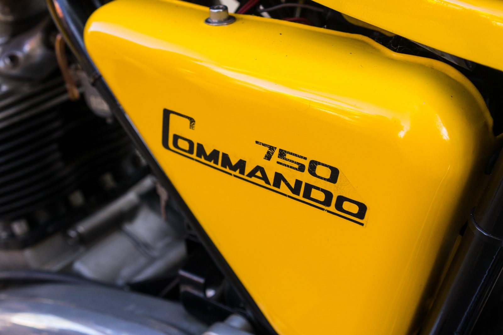 The Original Norton Commando Production Racer - The Yellow Peril