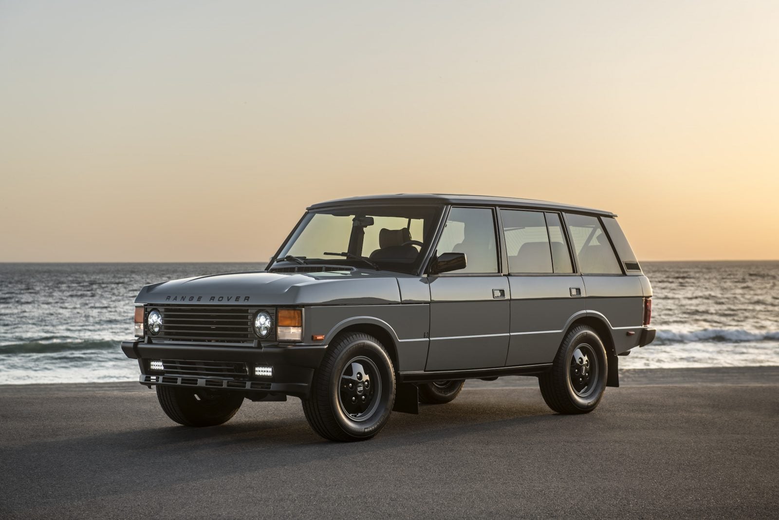 A 430 HP Corvette-Engined Range Rover Classic