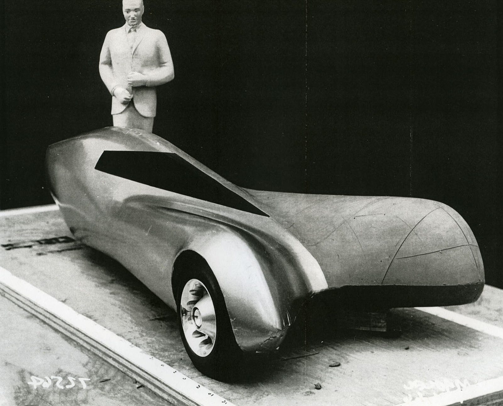 The 1966 General Motors Three-Wheeler Designed By Peter Maier