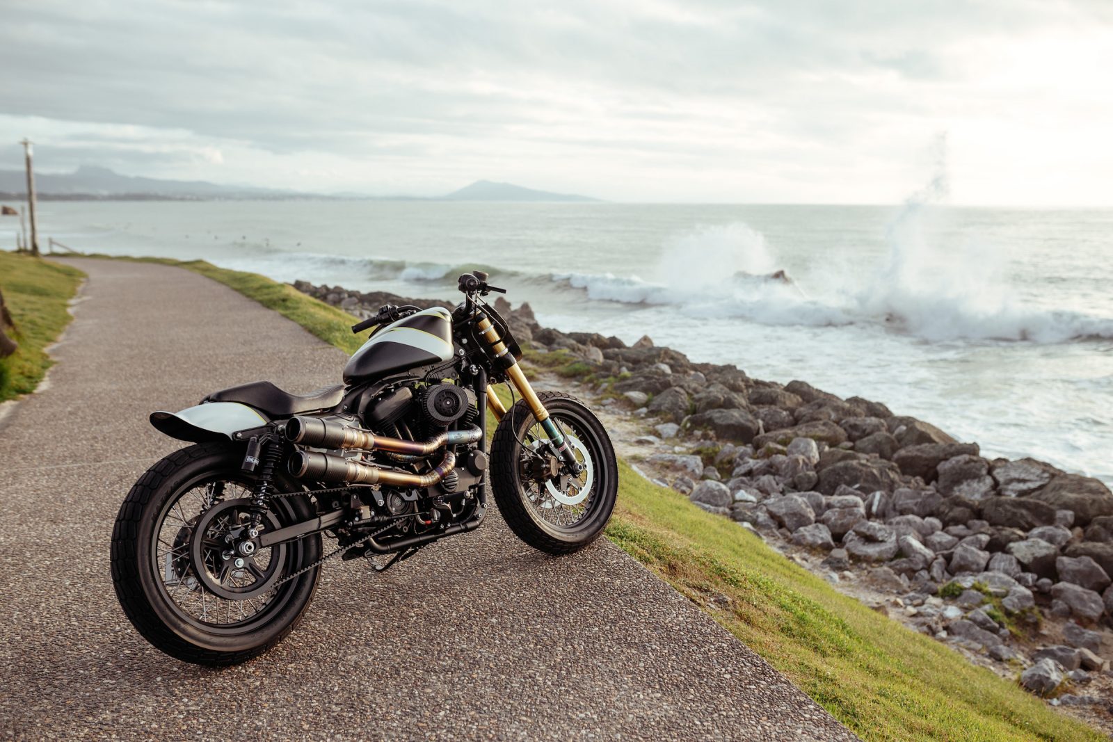 Harley-Davidson Sportster Flat Tracker - A Swedish-American Tracker ...