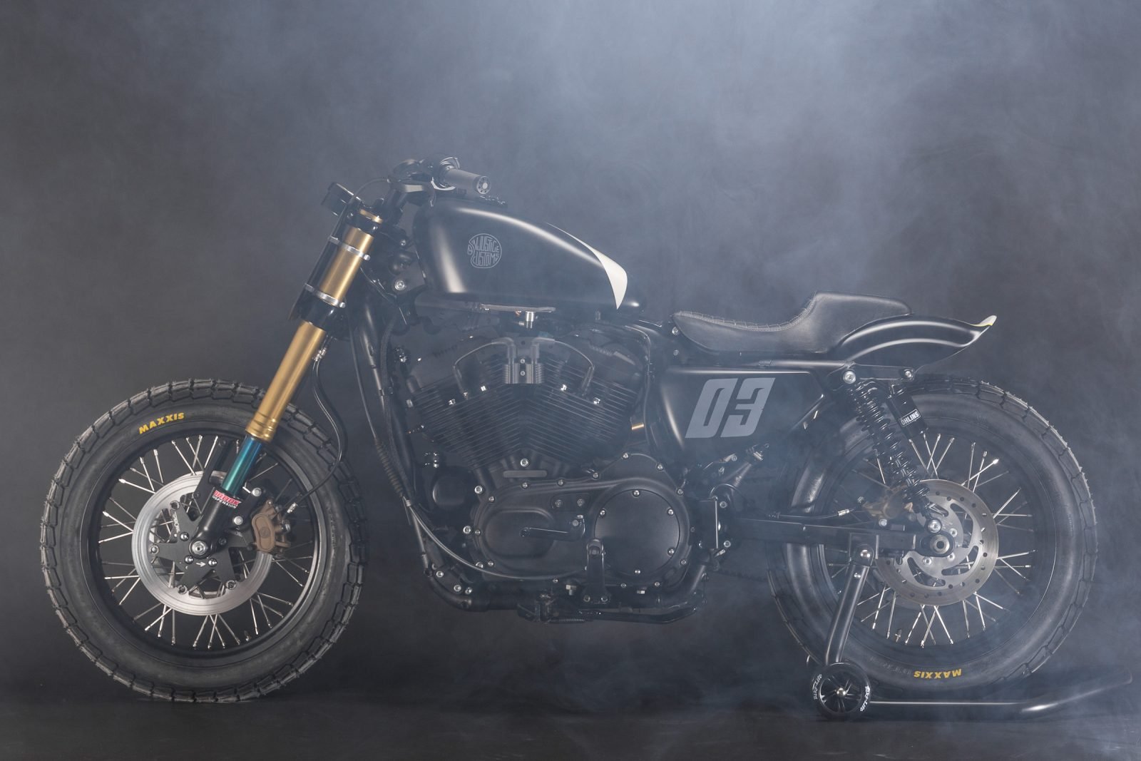 Harley-Davidson Sportster Flat Tracker - A Swedish-American Tracker ...