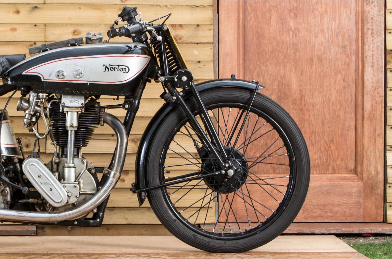 The Norton Model 30 International: The Bike That Dominated The Isle of ...