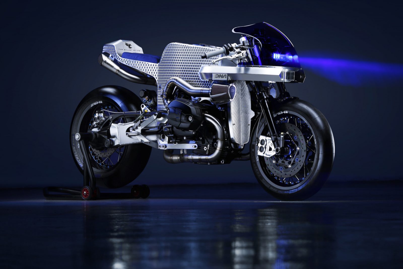 The Billet Sting - A Honeycomb Alloy Custom BMW R nineT