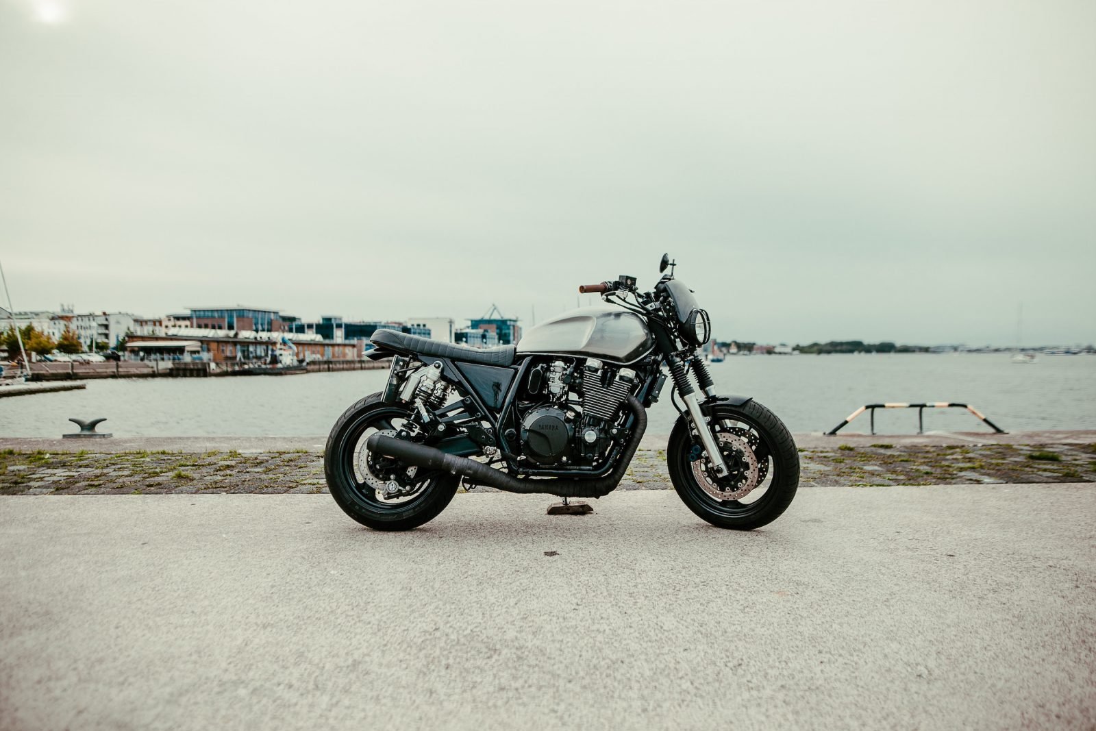 A Monochromatic Custom Yamaha XJR1300 - Built By Espiat