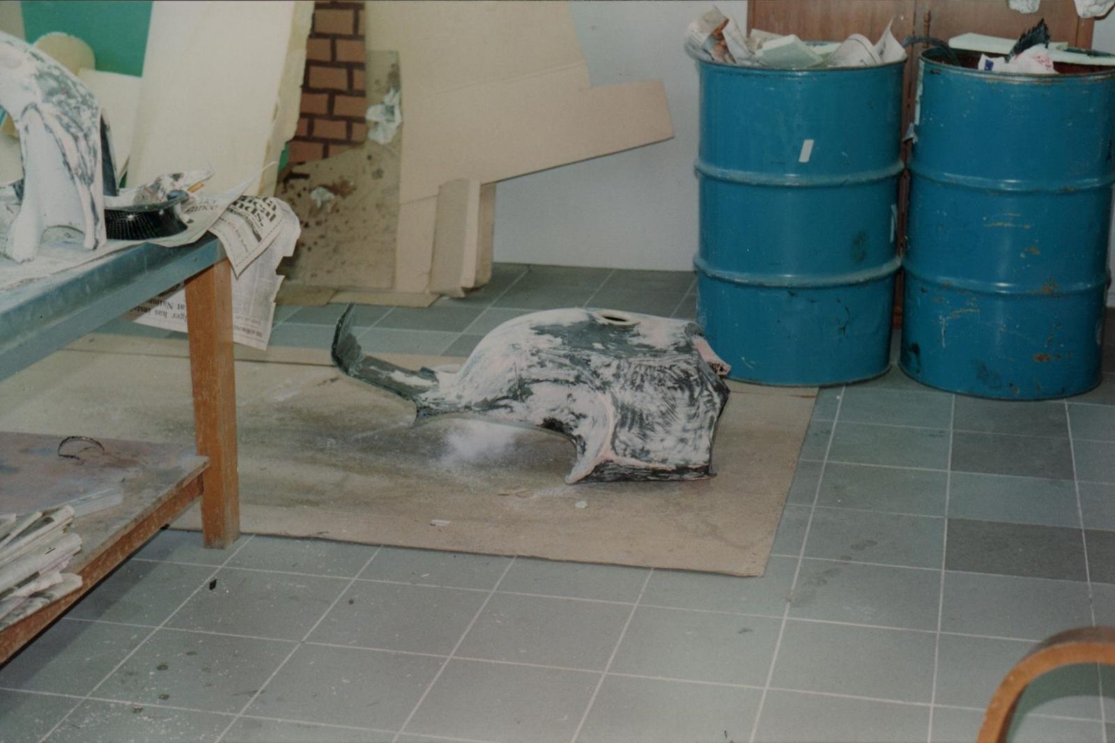 26 Pictures Unseen For Over 25 Years: A Visit To The Britten Motorcycle ...