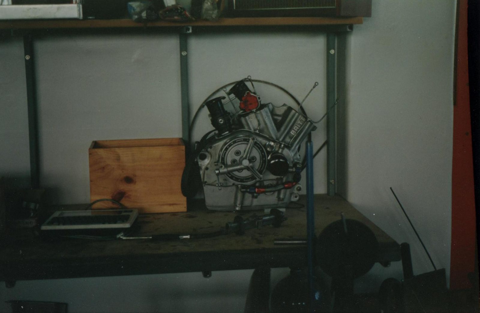 26 Pictures Unseen For Over 25 Years: A Visit To The Britten Motorcycle ...