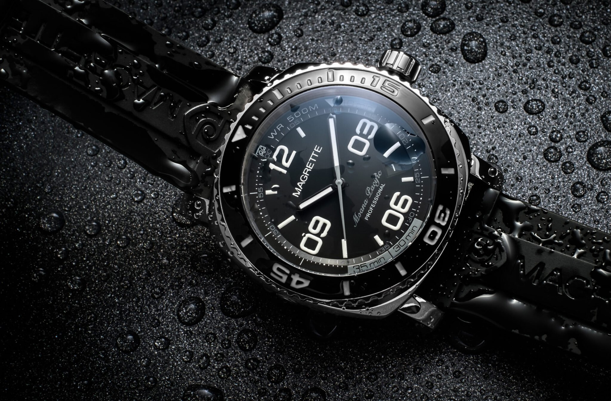The Magrette Moana Pacific Professional Kara Automatic Dive Watch