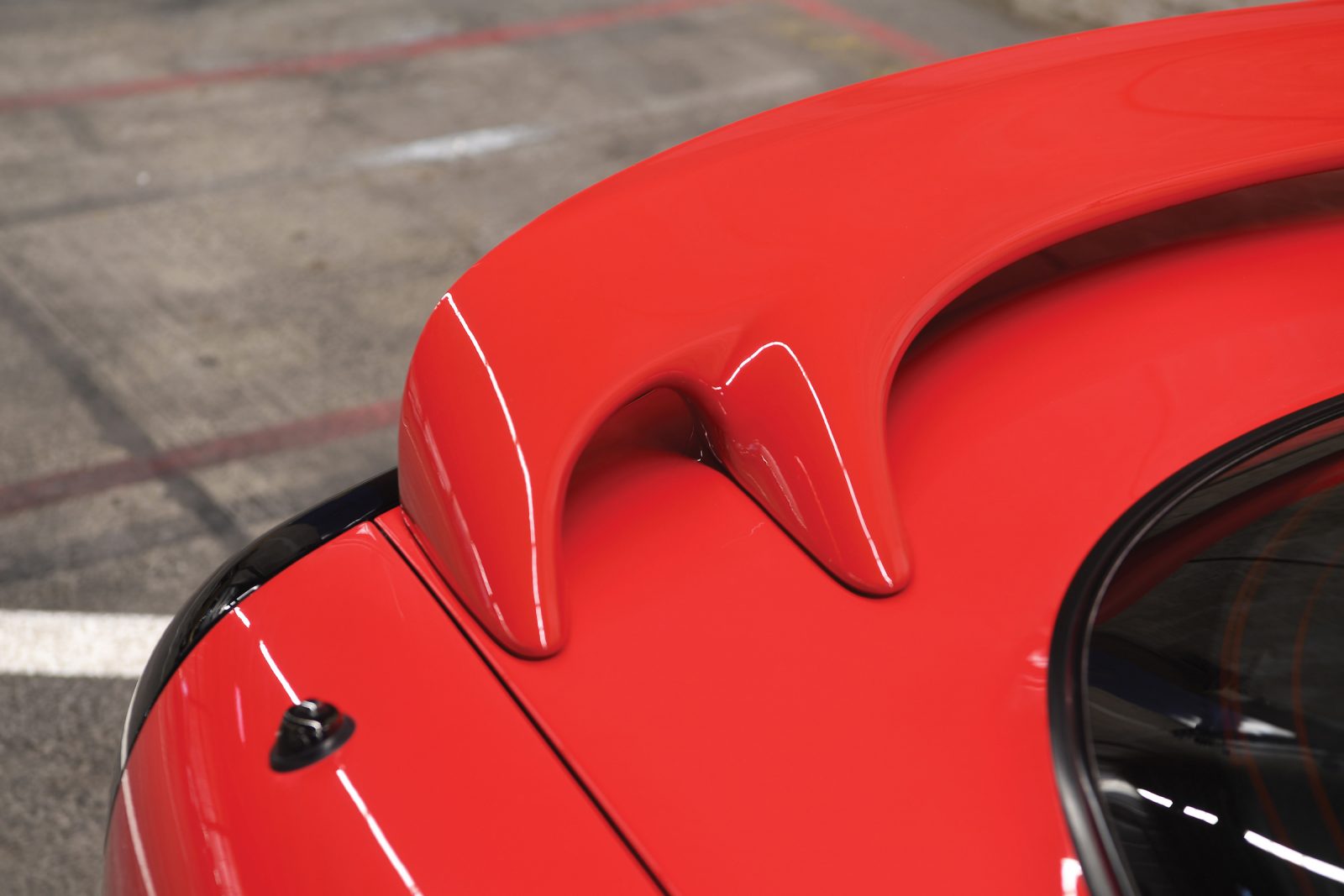 Mazda RX-7 – The Twin-Turbo Rotary Powerhouse