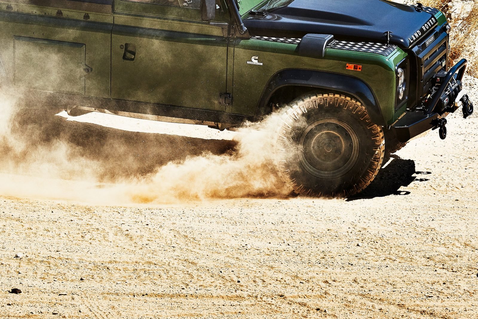 The Anvil Land Rover Defender - Rebuilt with a 600 lb-ft Cummins Turbo ...